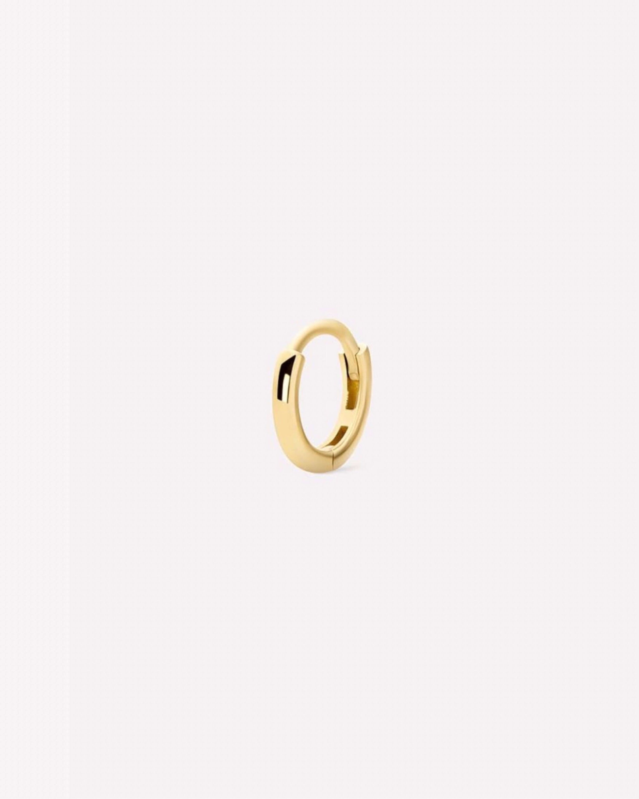 Mini gold hoops – Verncell